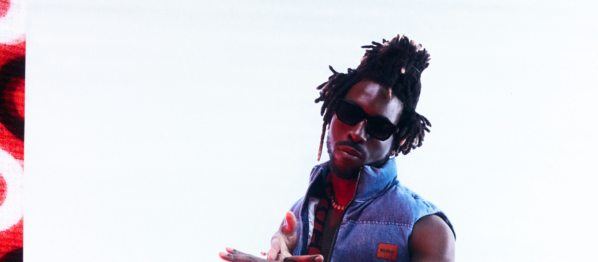 HUGO | メンズファッション | ザ・ショップス アット マリーナベイ・サンズ